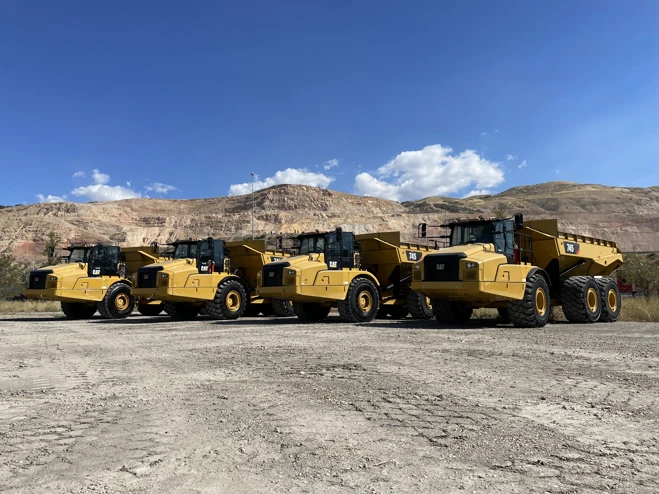 Buy Equipment and Trucks | No Buyer's Premiums | bidadoo